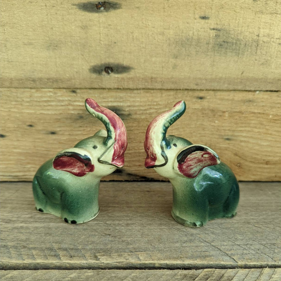 unknown | Dining | Vintage Ceramic Green Elephant Salt And Pepper ...
